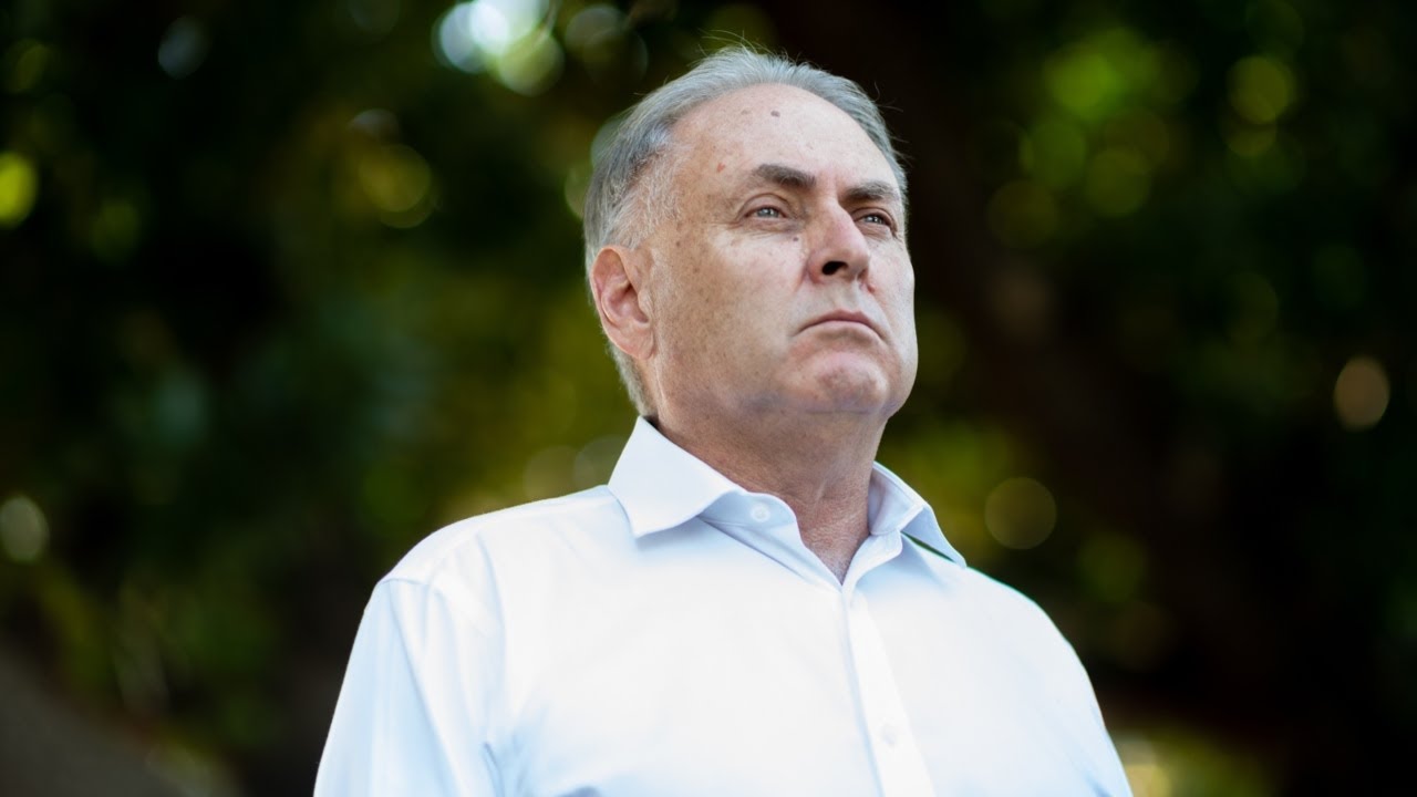 Trade Minister Don Farrell visits Beijing to stabilise trade relations ...