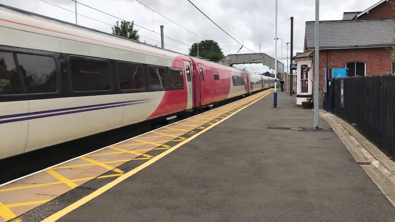 Blunt end class 91 passing Chester Le street 15.07.20 - YouTube