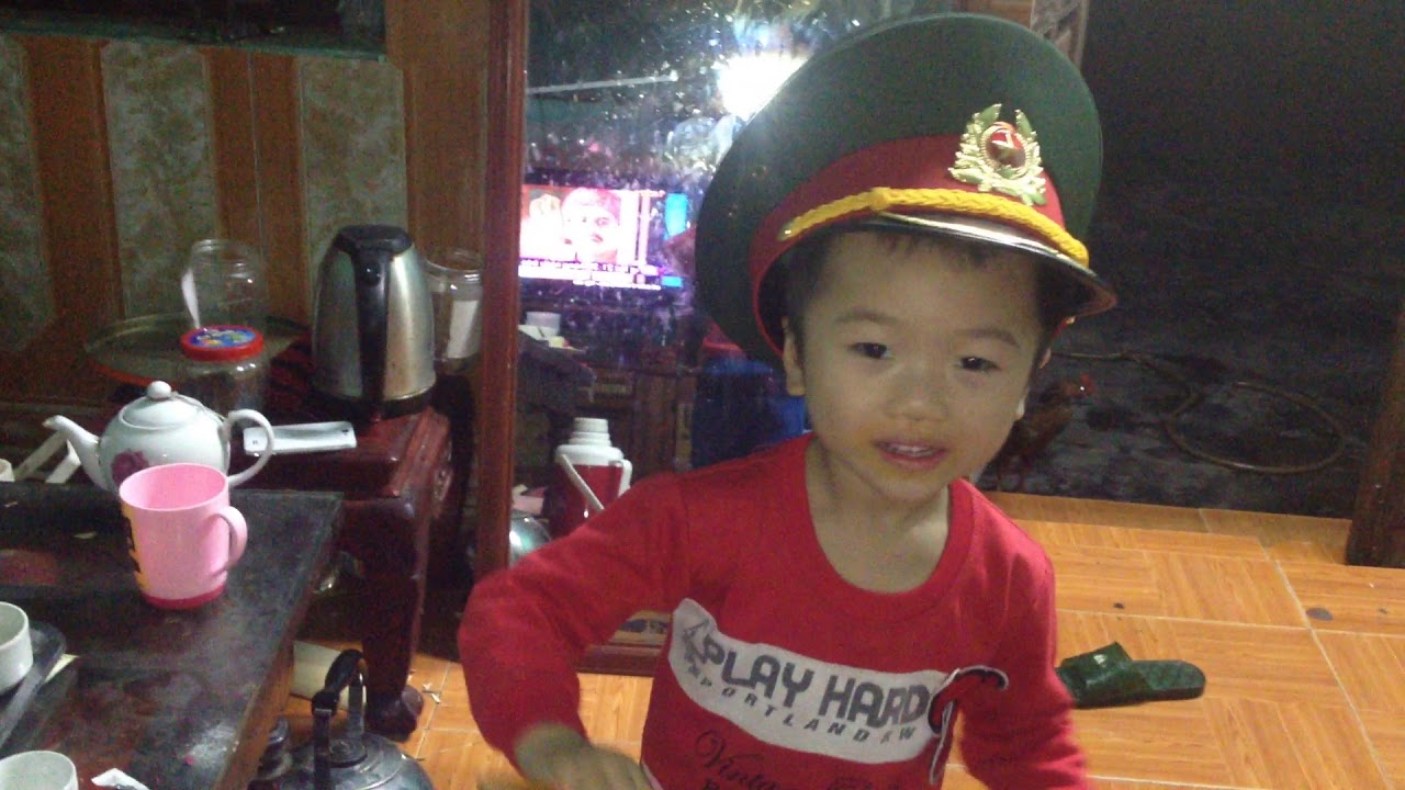 Chau yeu chu bo doi - YouTube