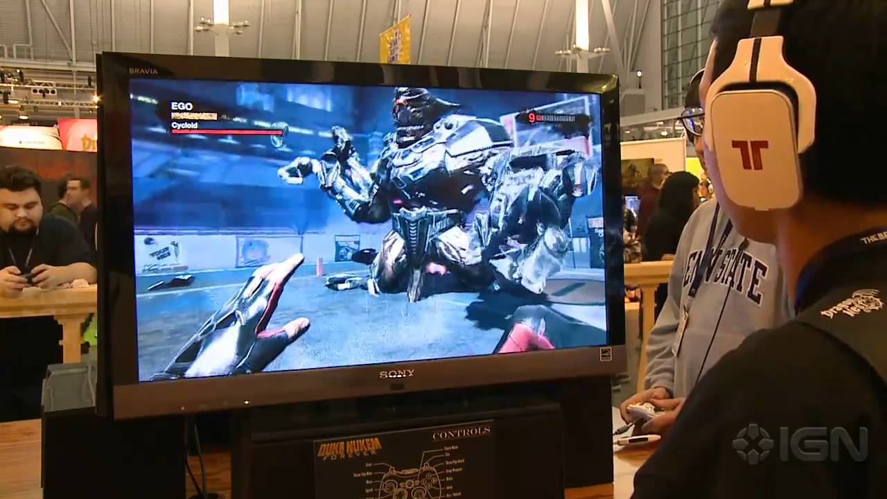 Duke Nukem Forever: Boss Battle Gameplay - PAX East 11 - YouTube
