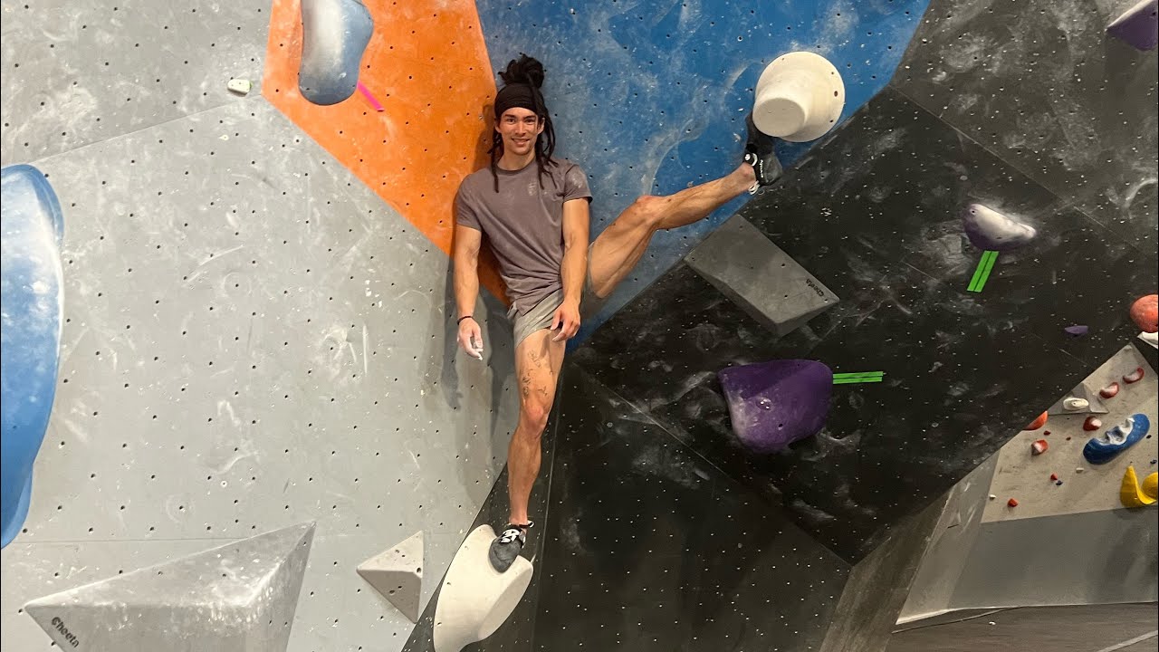 How to Climb Competition (Comp) Style Bouldering Routes - YouTube