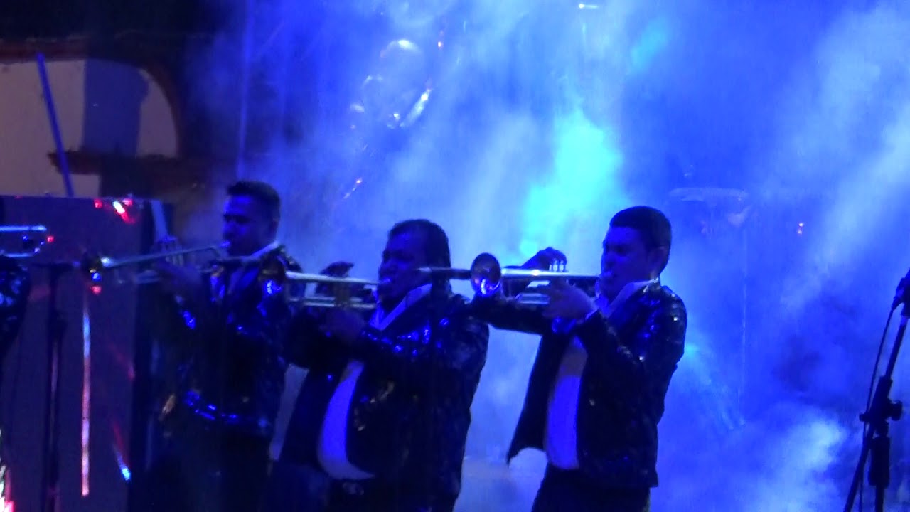 BANDA LA TOCADORA, LA GALLINA ABADA. - YouTube