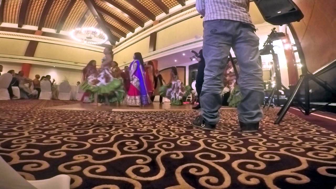 MAURITIAN SEGA TIPIK - YouTube