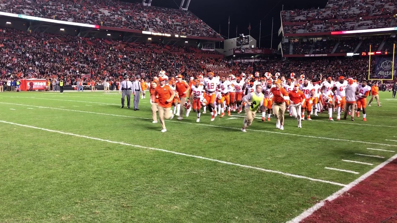 TigerNet: Clemson to locker room - YouTube