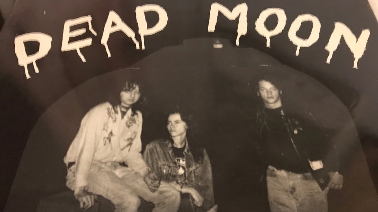 Dead Moon ~ Graveyard - YouTube