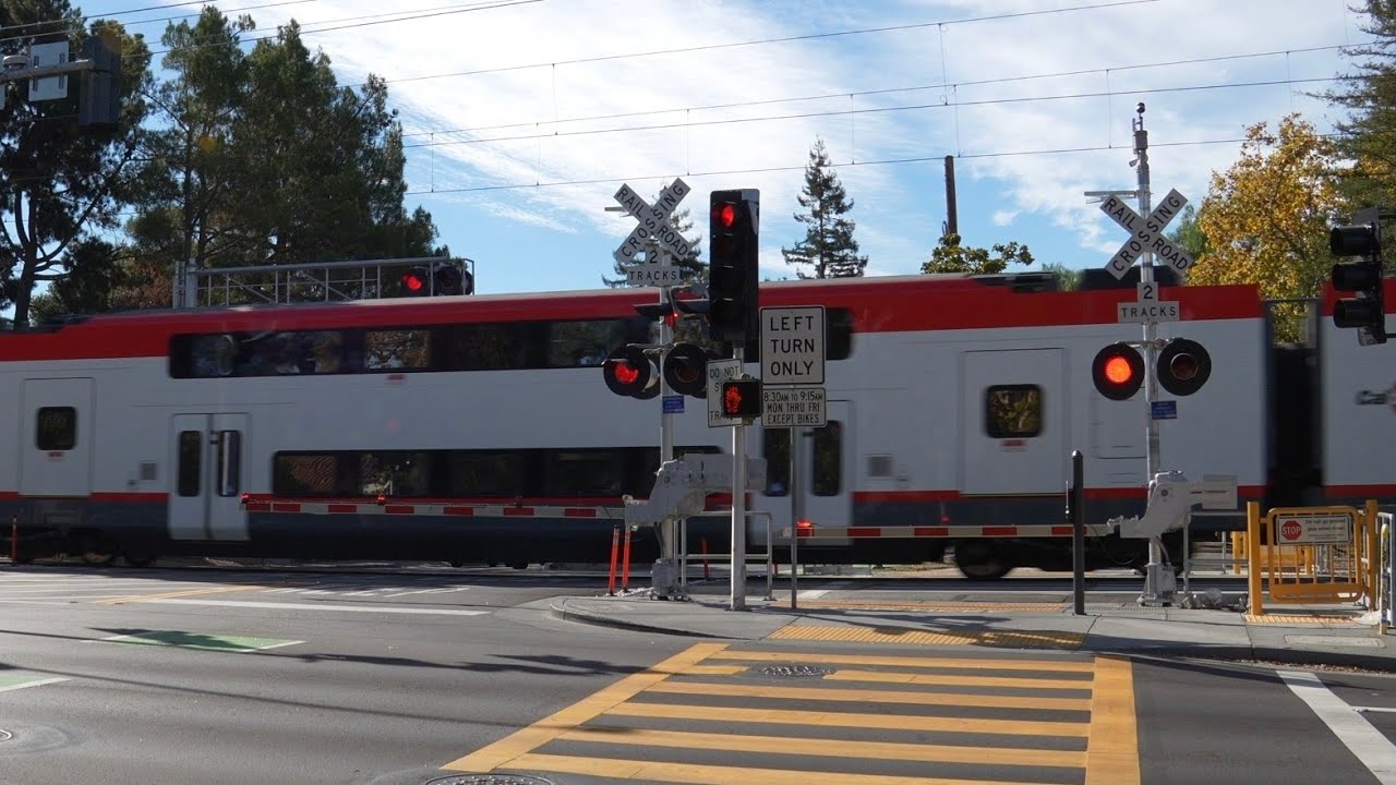 JPBX 328 Caltrain Train South | Churchill Ave. Railroad Crossing Palo ...