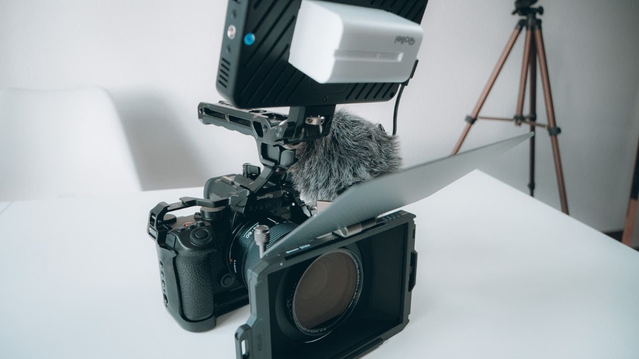 Minimalist Panasonic Lumix S5iix Camera Rig in under 1 Minute - YouTube