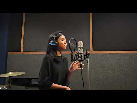 Rolling In The Deep - ADELE Cover by Namkhing 