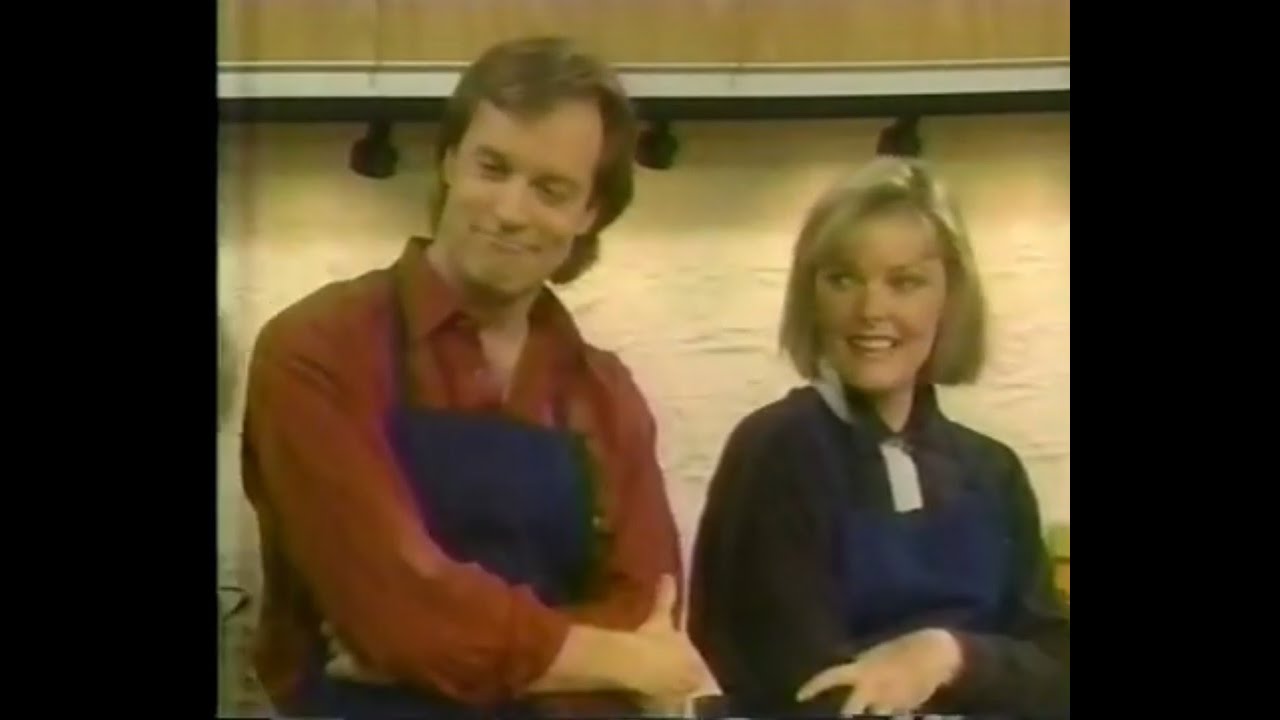 8/22/1990 "Working It Out" - Pilot Episode - YouTube