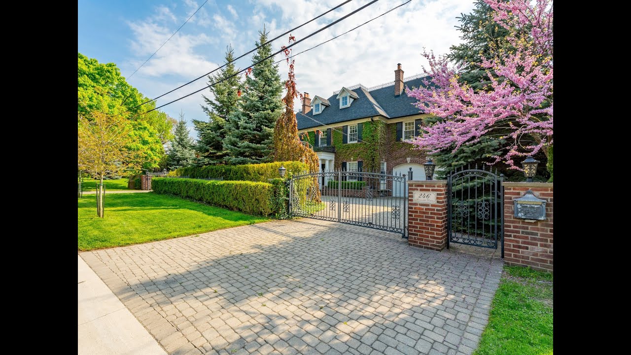 246 Riverside Drive, Toronto - YouTube