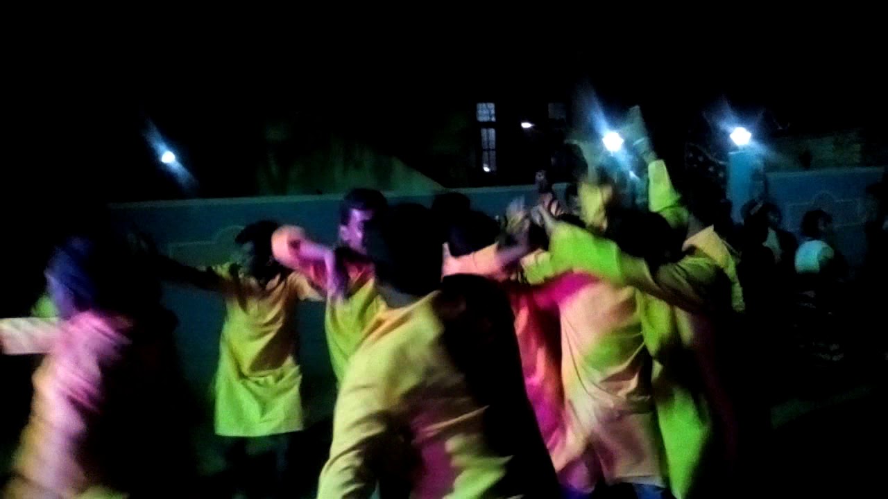 Galli dance - YouTube