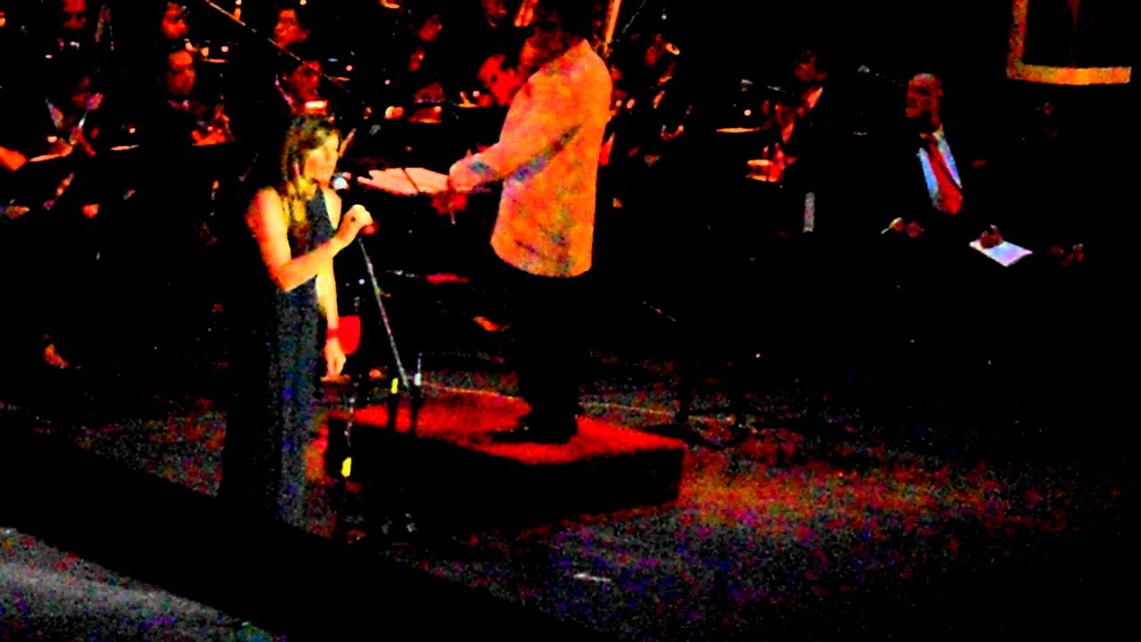 AL DECIR ADIOS CHORUS LINE SIMONE BROOK - YouTube