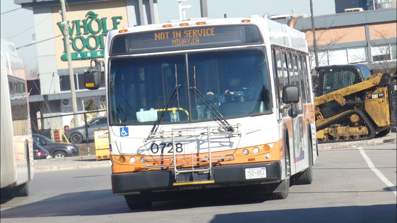 (Short Ride) MiWay 2007 New Flyer D40LFR 0733 On Route 3 Bloor - YouTube