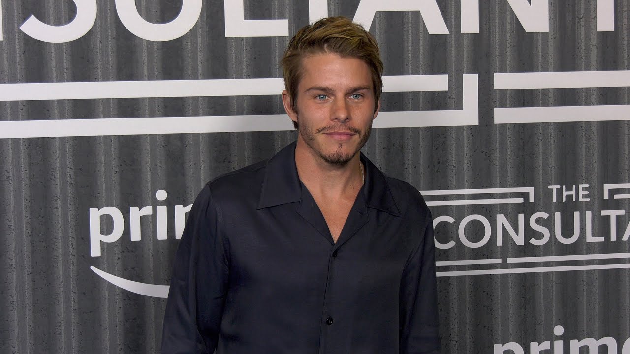 Jake Manley And Laura Marano