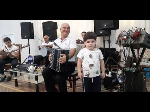 Hüseyn toyda Ağa babasının ifasına yaxından qulaq asır/30.07.2021/ Bibi oğlunun kiçik toyu.