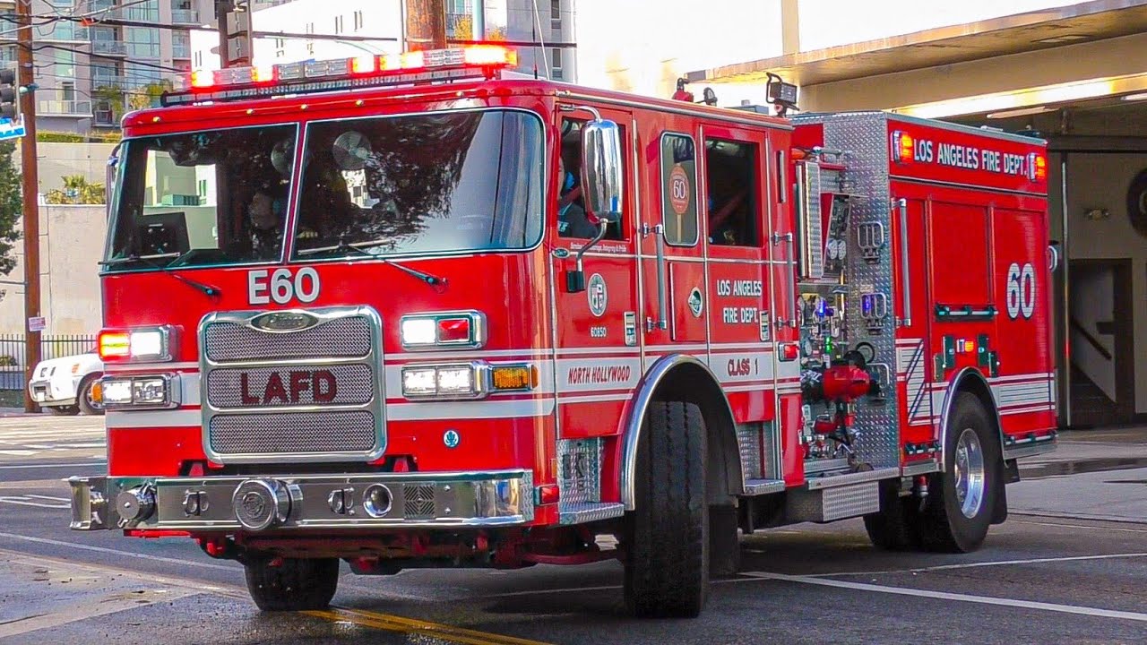 LAFD Engine 60 Responding - YouTube