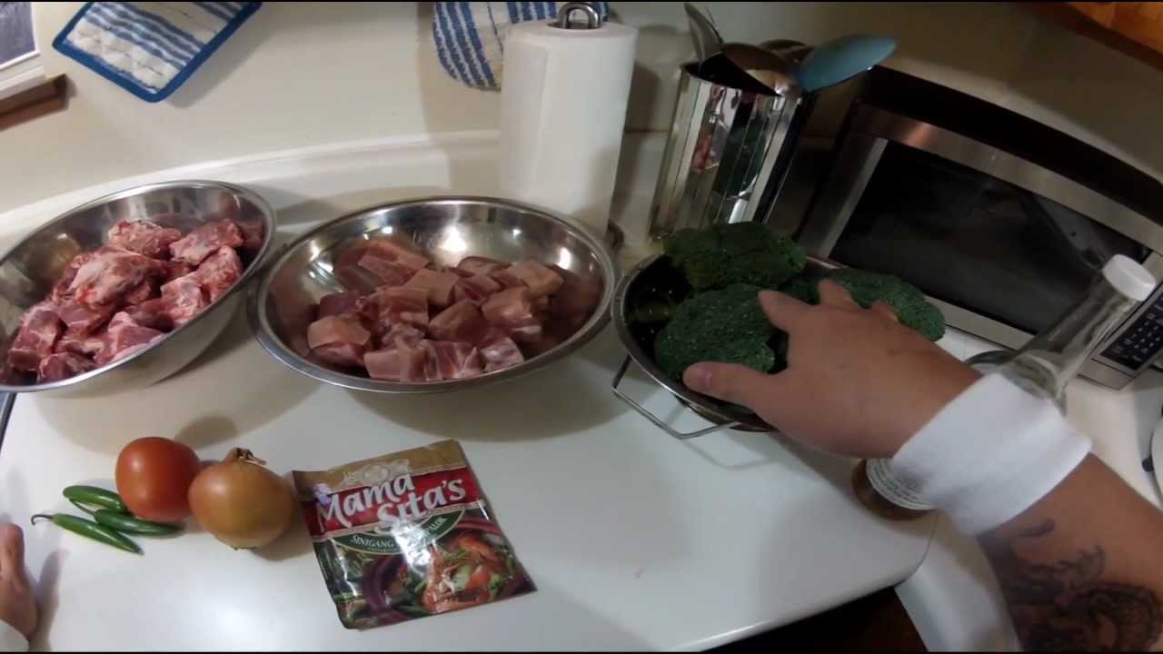 How to cook Pork Sinigang - YouTube