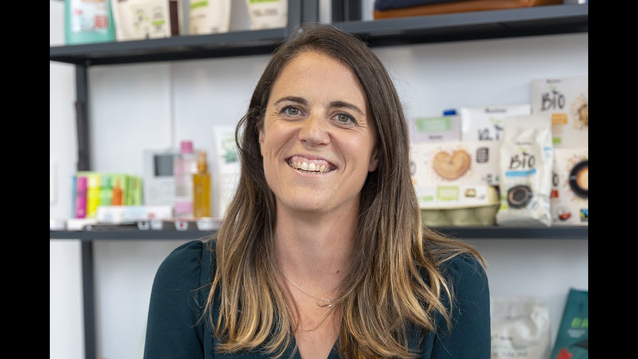 Nathalie vous en dit plus sur le métier de prévisionniste - YouTube