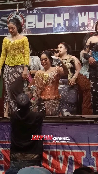 Neng Ika Rempong Banjir Saweran #budhiwijayatv #ludrukbudhiwijaya - YouTube