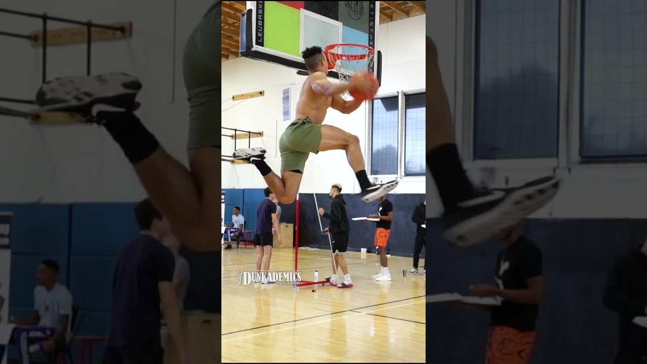 FREAKIEST JUMPER IN THE WORLD? 5'9 Christopher Spell - YouTube