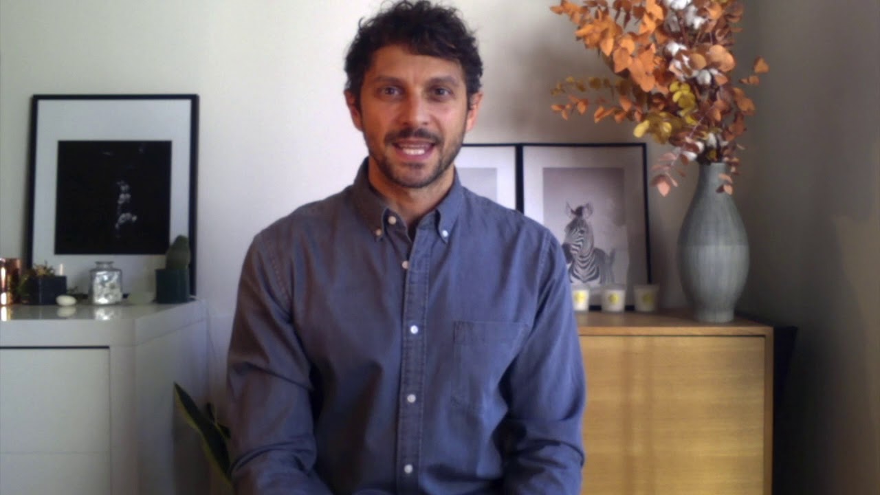 Neuro Training Paris, libérez votre cerveau: le Brain Gym - YouTube