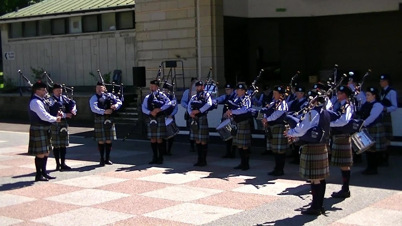 ROYAL BURGH OF STIRLING PIPE BAND AT EDINBURGH PIPE BAND CHAMPIONSHIPS ...