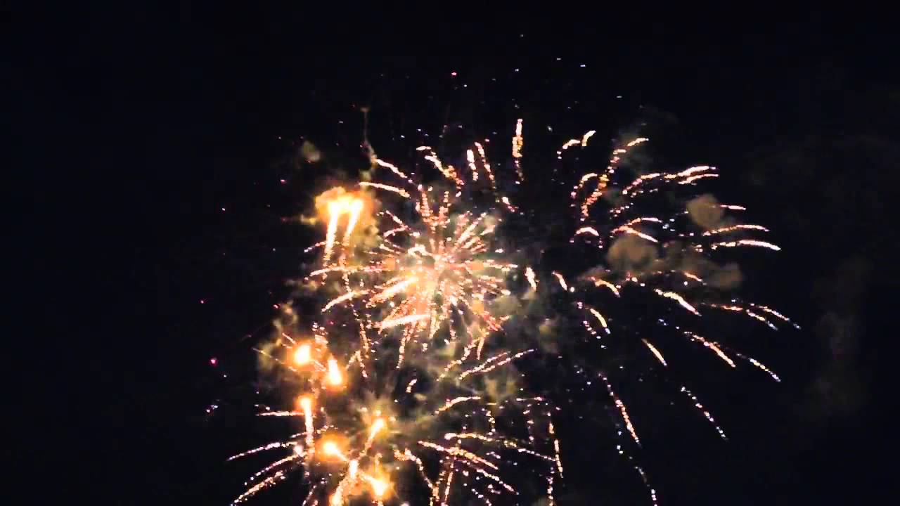 Friday Night Fireworks at the Hilton Hawaiian Village - YouTube