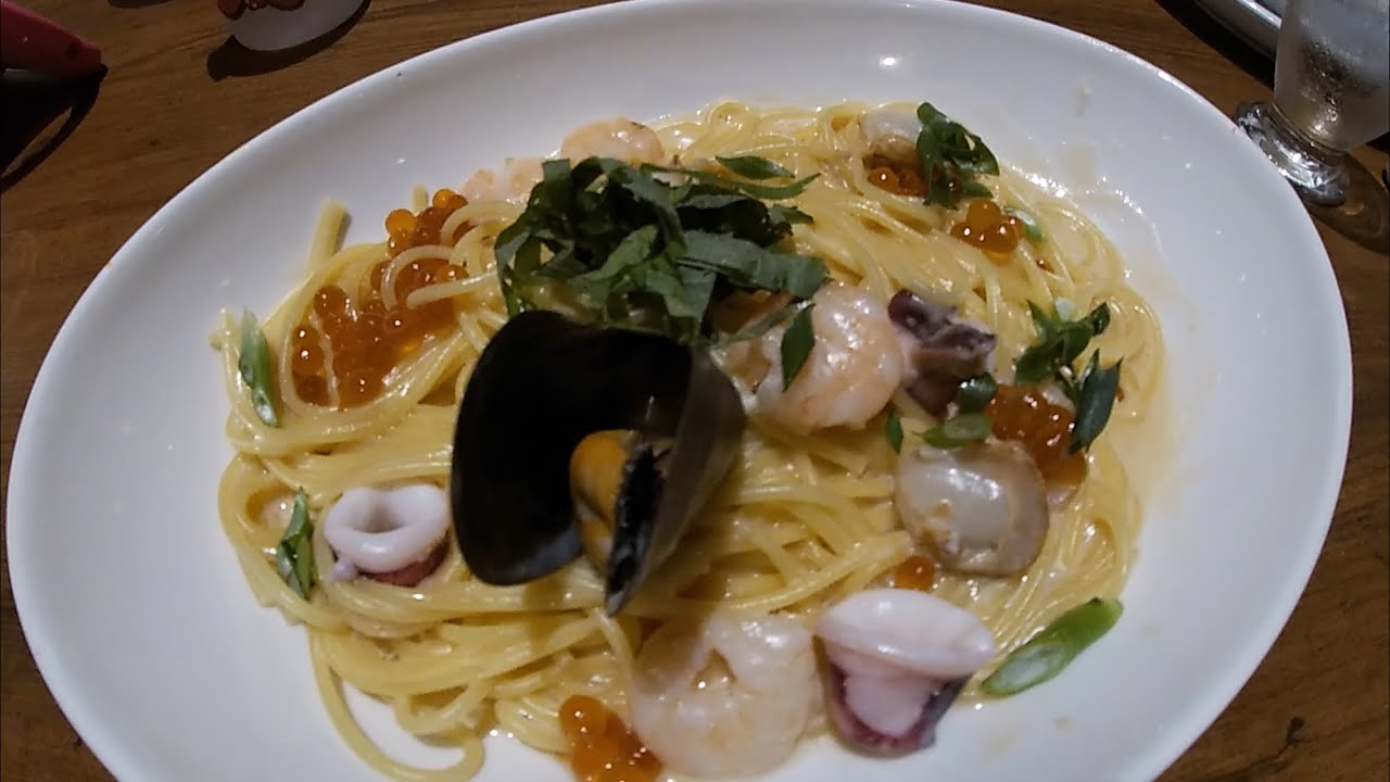 Japanese Pasta!!!! (Food in Japan: Jolly Pasta) - YouTube