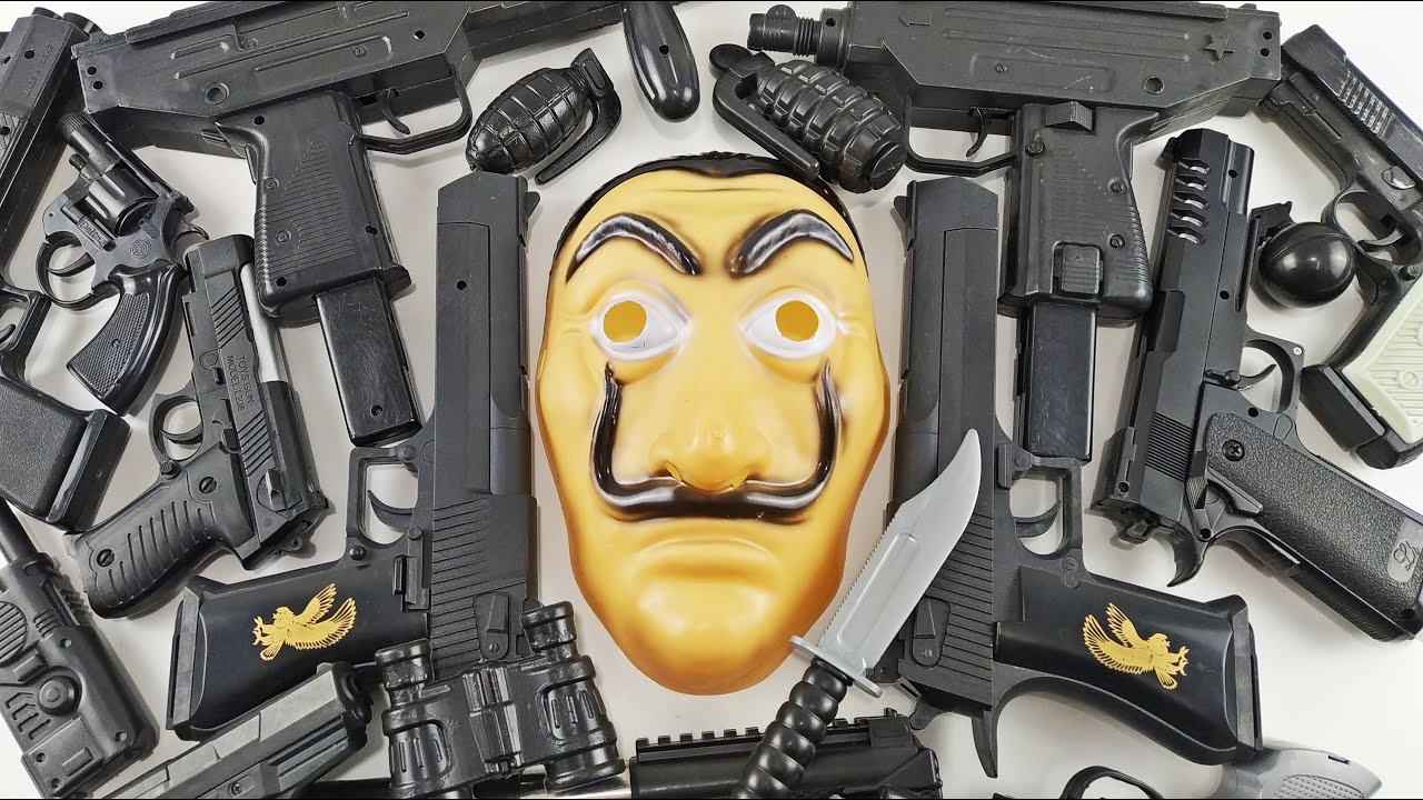 La Casa De Papel Toy Guns ! Salvador Dali Mask & Realistic Money Heist ...