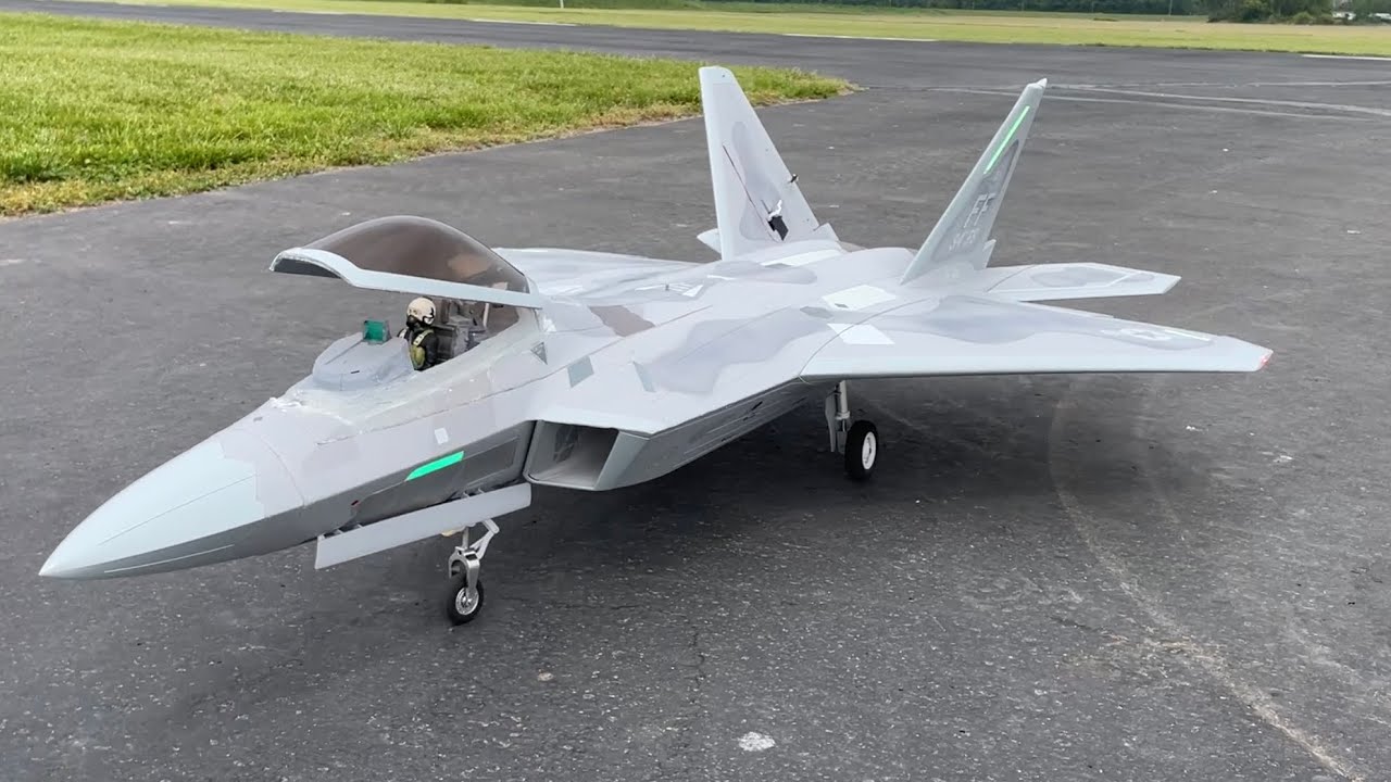 Freewing F-22 90mm OPENING CANOPY ACTION and flight demonstration - YouTube