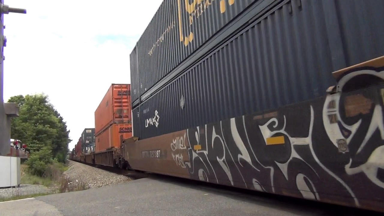 CSX Container Freight, CSX 3026, southbound, Mill Rd, Glenn Allen, VA ...
