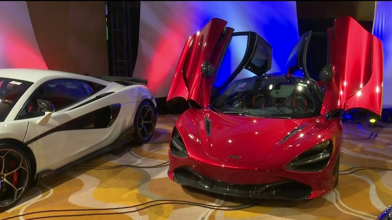 Luxury car gallery kicks off auto show - YouTube