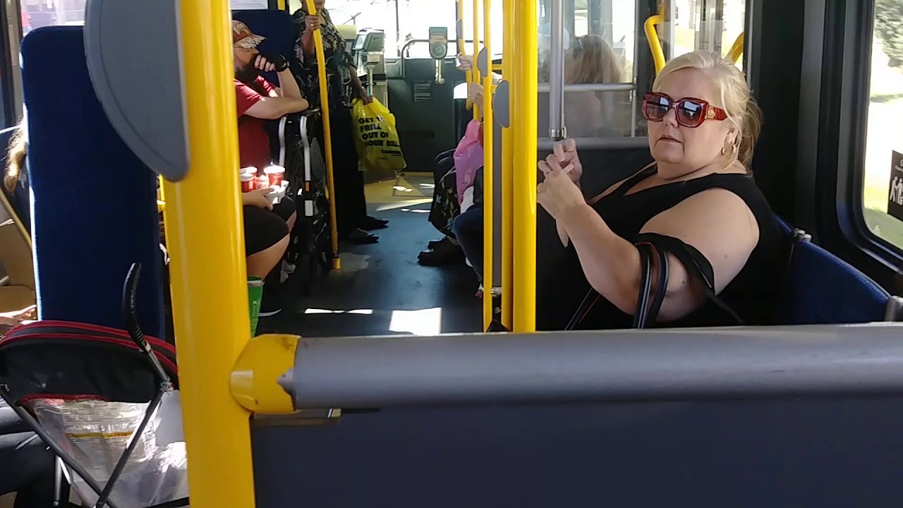 2012 HSR XD40 on Route 1 King from Eastgate Square Platform 4 to ...