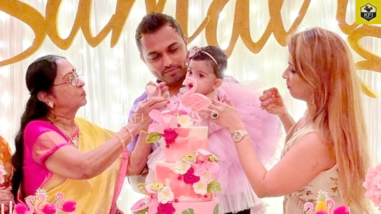 ಹಿರಿಯ ನಟಿ ಸರೋಜಾದೇವಿ ಮೊಮ್ಮಗಳ ಅದ್ದೂರಿ ಹುಟ್ಟು ಹಬ್ಬ😍 | Actress Old B ...