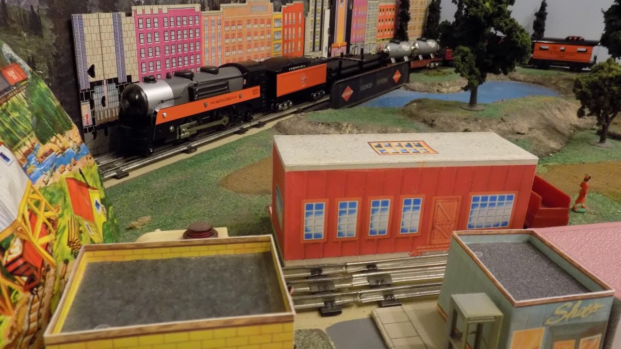 Marx Trains - The Milwaukee Road Comes to The 'Jeep' Layout - YouTube