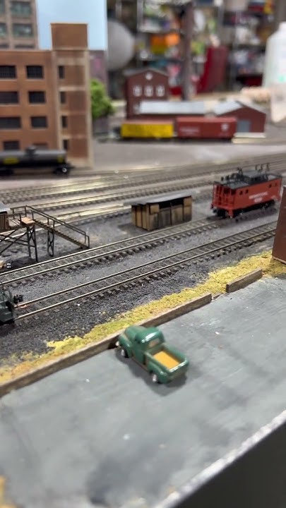 Ready & Caboose Tracks Explained! 🚂🚉 #Shorts - YouTube