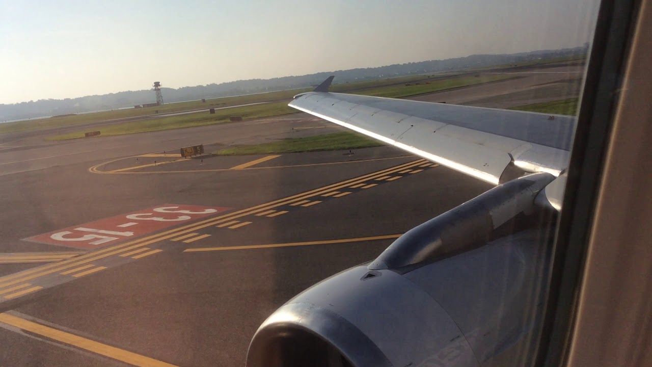 American A320 Taxi at Reagan National (KDCA) - YouTube