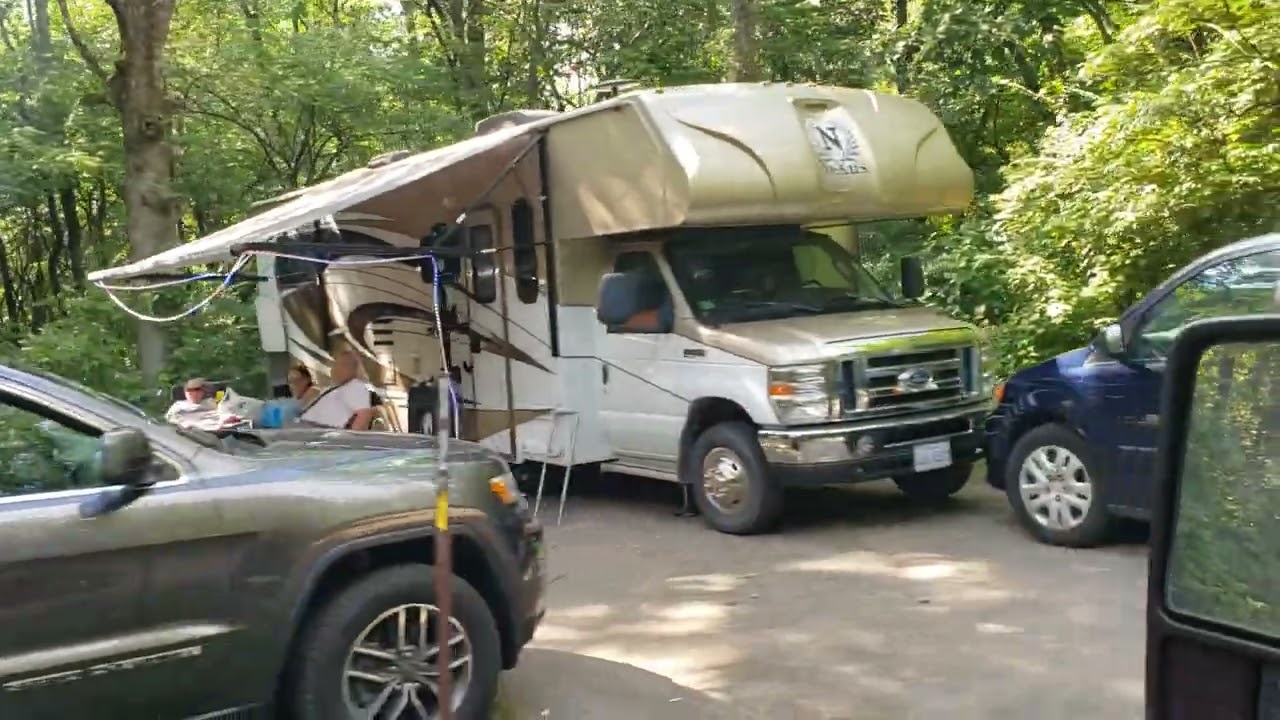 Potawatomi Campground at Kankakee River State Park- Weekend drive ...