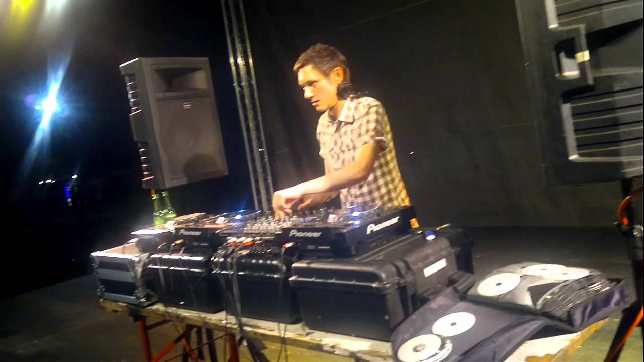 Dj Nation Annual Bash 28 dec 11 (Ralf Gum) - YouTube
