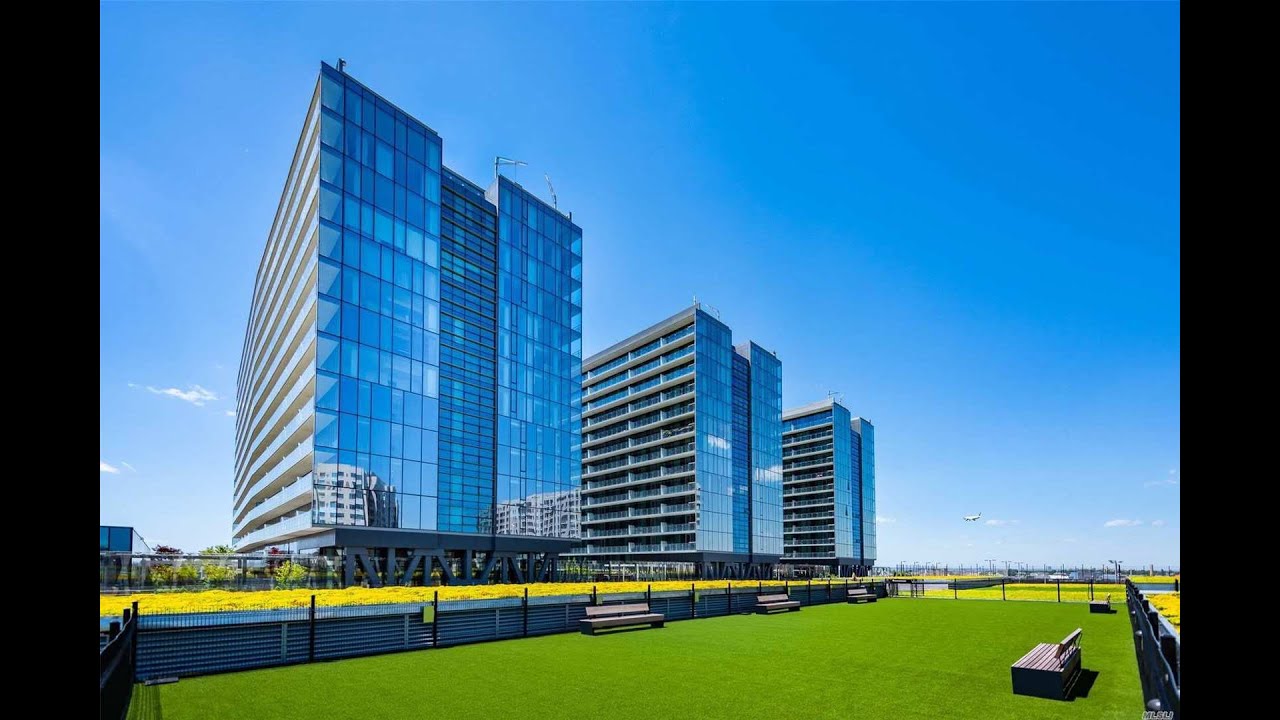 Grand Two At Sky View Parc Studio - YouTube