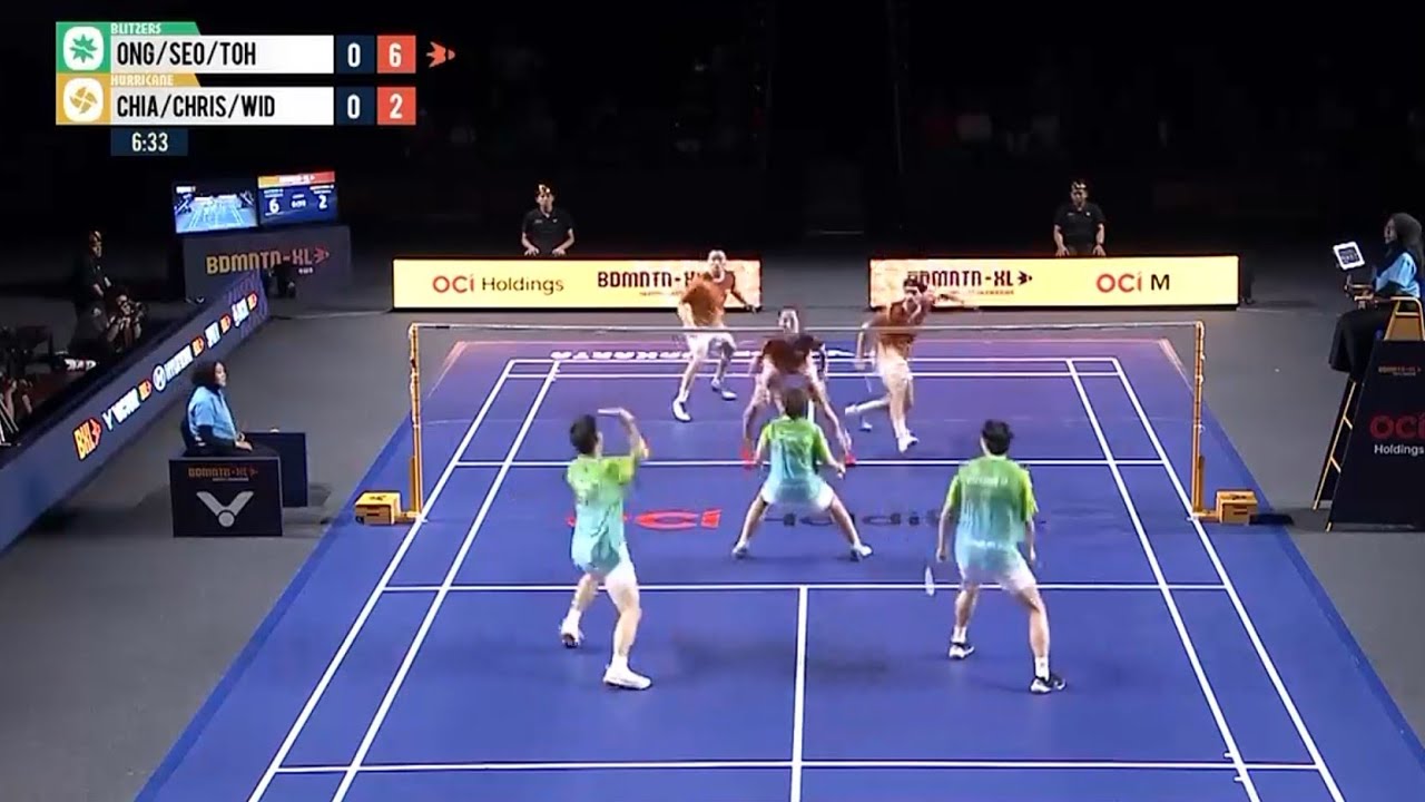 Begini Serunya Badminton 3 Lawan 3 #badmintonhariini - YouTube