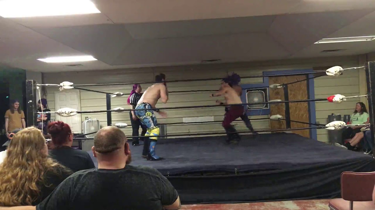 Wayne Moxxi (c) vs. Rob Killjoy vs. Draven Lee - YouTube