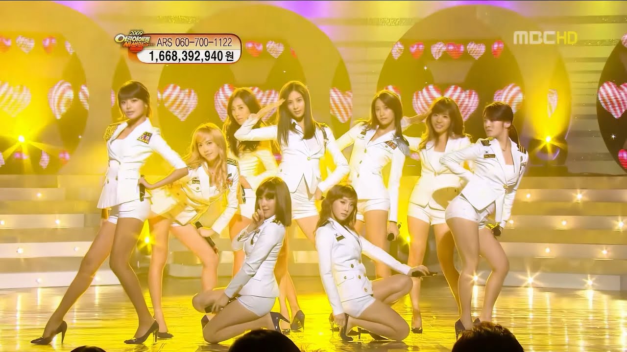 GIRLS' GENERATION - GENIE Live - YouTube