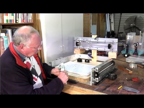 Making a machine part with Carveco Maker CAD drawing and CAM tool paths ...