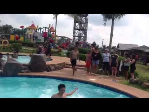 dive boys - YouTube