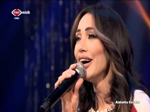 Kirpiklerinin Golgesi Gullerle Bezenmis   Umut Akyurek