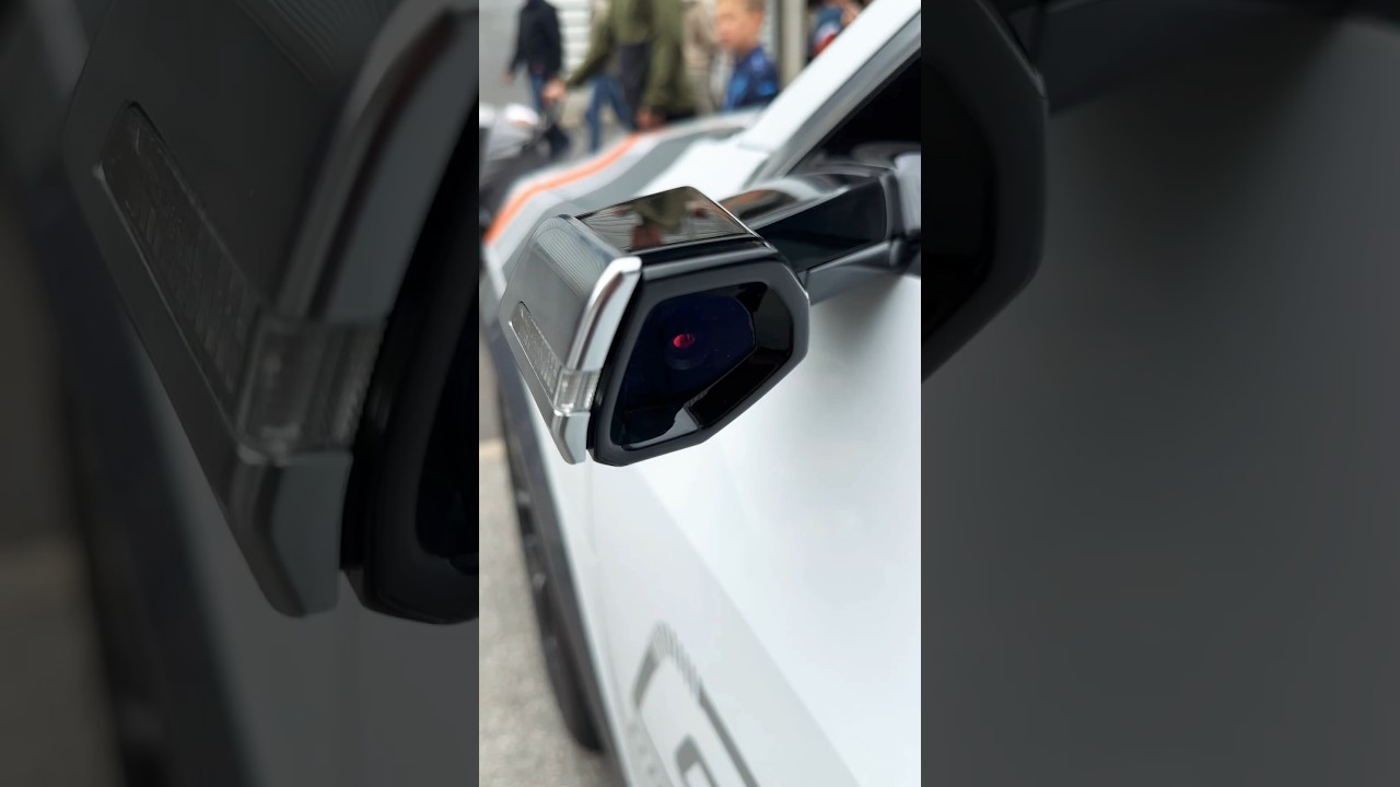 New Audi Q6 etron camera based side mirror #audi #etron - YouTube