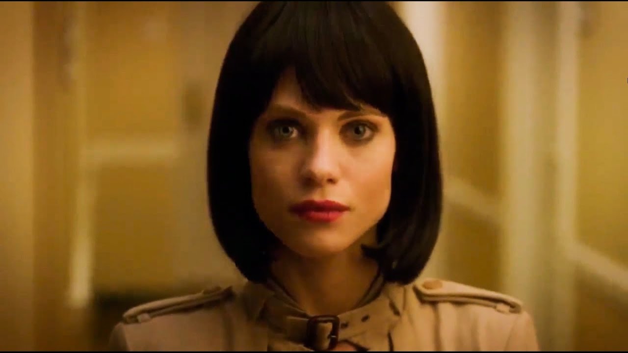 Female Disguise Wig 34 - YouTube