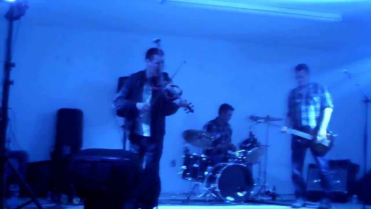 Fiddle 1 - The Derek Maurice Band feat Kal McCallum - YouTube