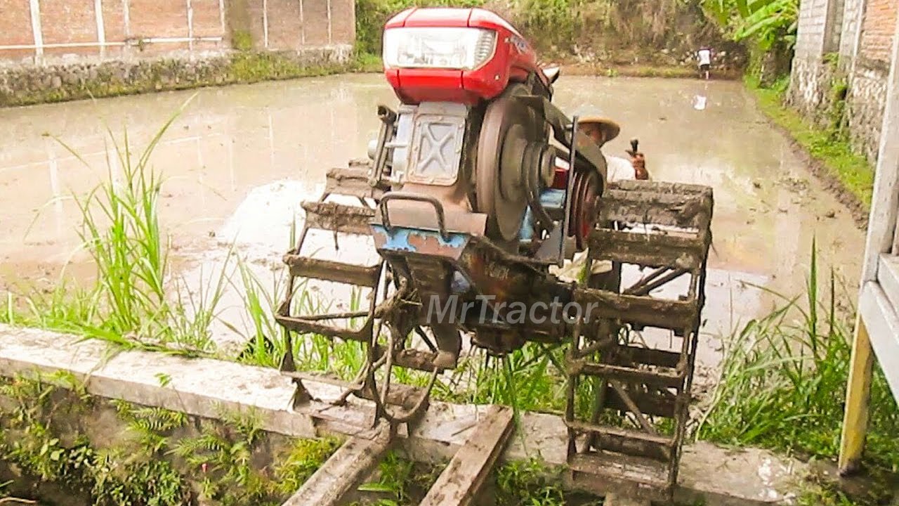 Traktor Quick G1000 Boxer Power Two Wheel Tractor - YouTube